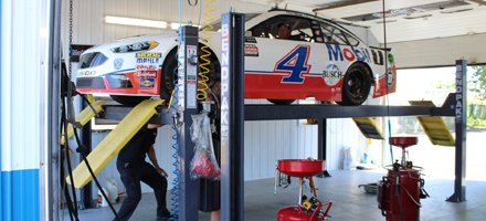 Weebee Oil & Lube | Oil Change | Plattsburgh, NY