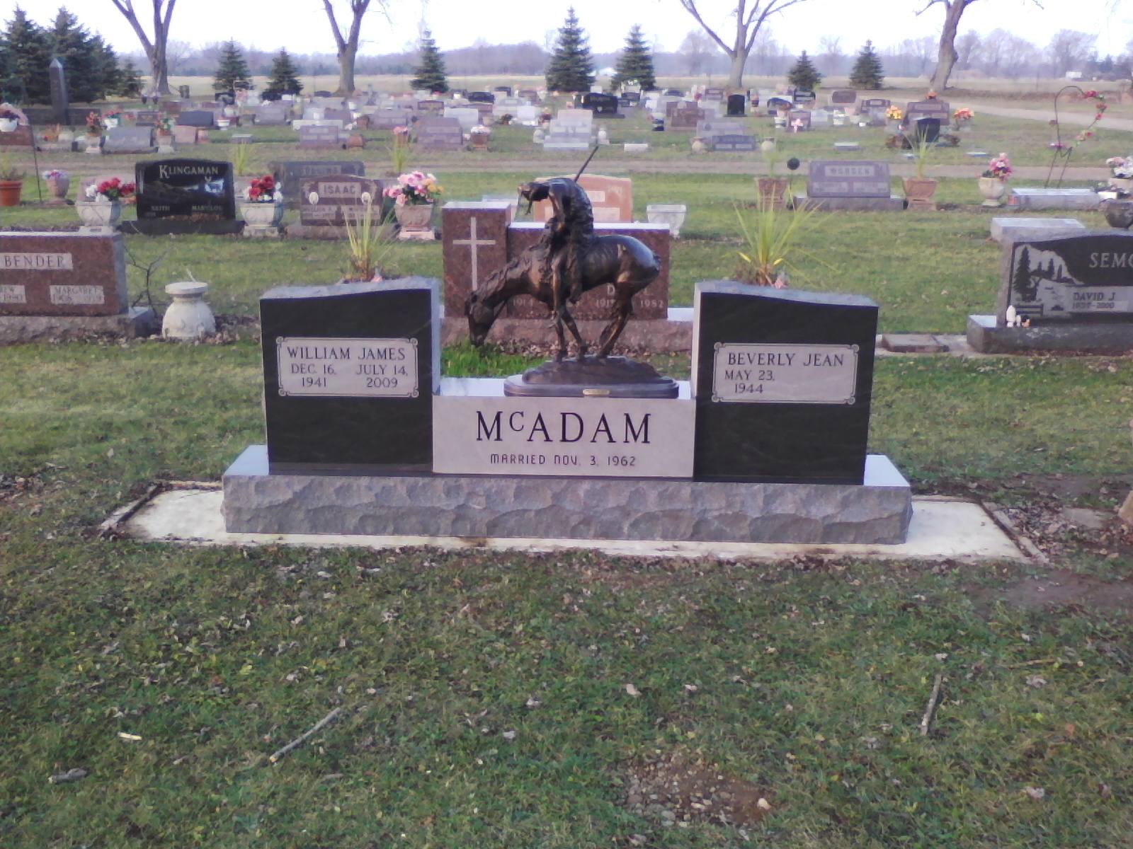 Eaton Monument Photo Gallery | Charlotte, MI