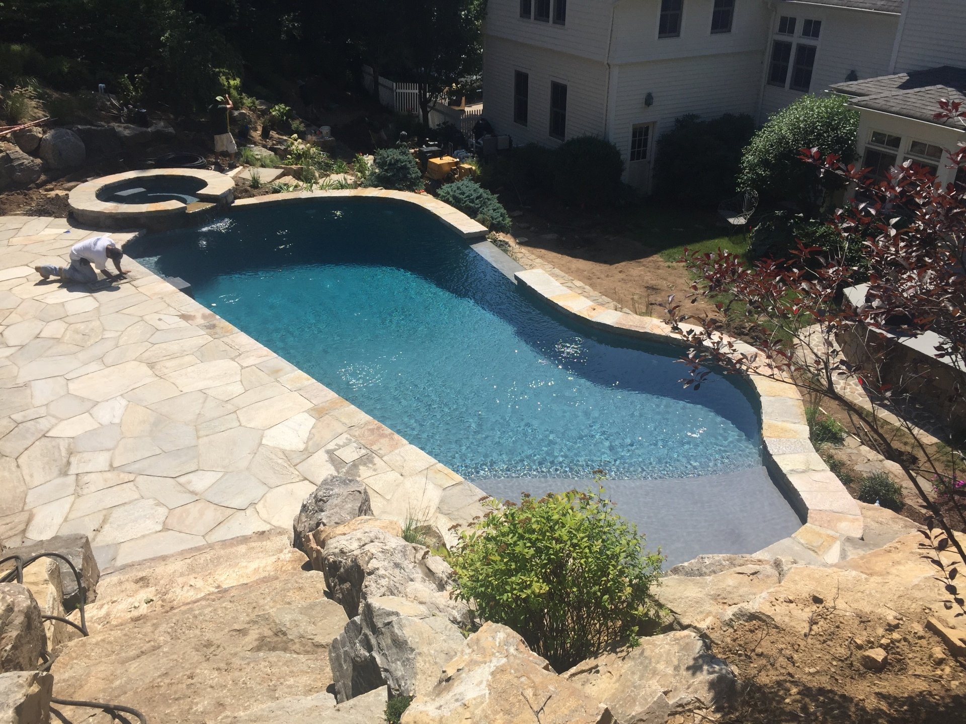 203-866-7665 - Signature Pools Inc