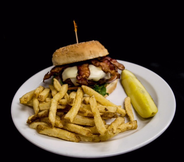 Scotties Pub | Restaurant | Sports Bar | Fall River, MA