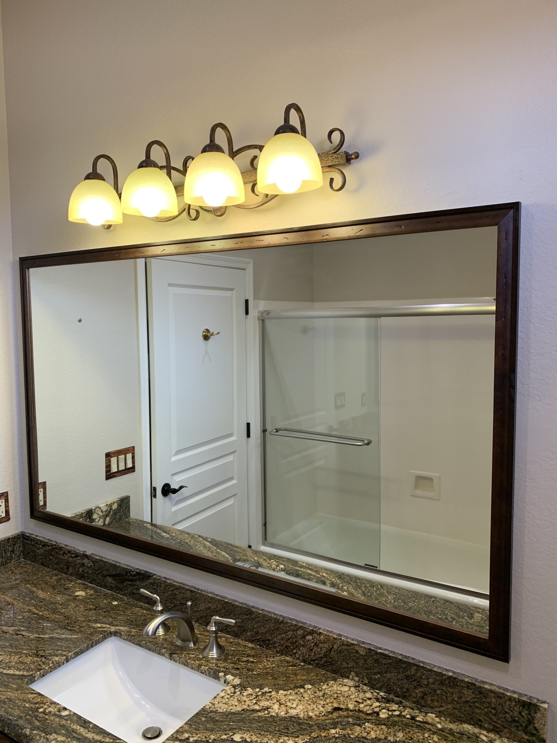Mirror Services | Vanity Mirrors | Chandler, AZ
