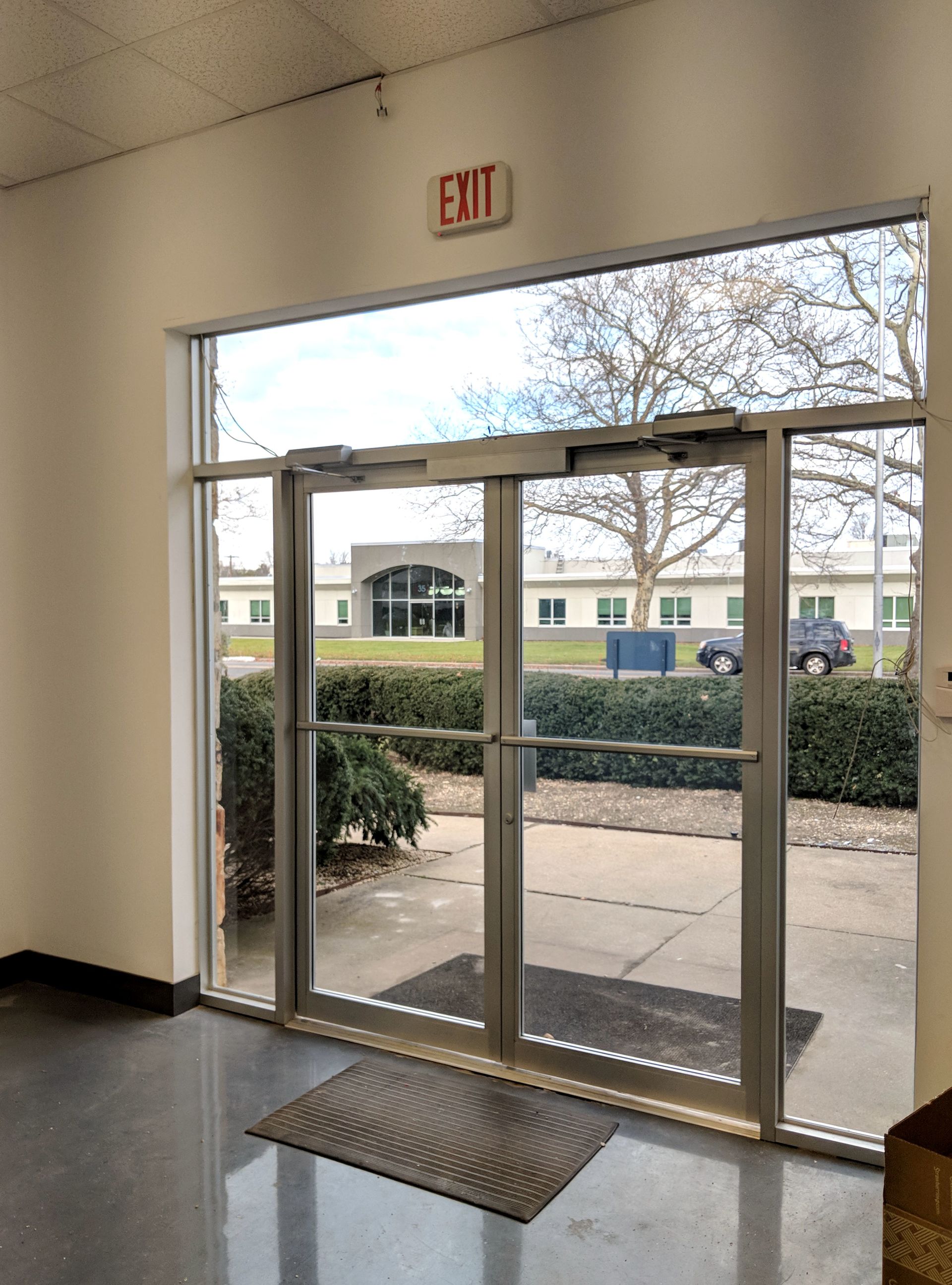 Glass Signs | Custom Signs | Freeport, NY