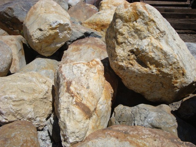 Cascade Rock Inc Boulder Photo Gallery | Sacramento, CA