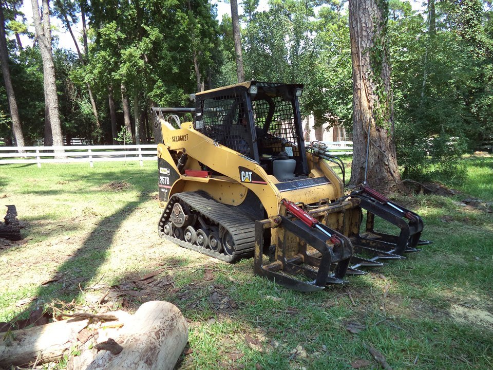 Olvera Lone Star Tree Service Photo Gallery | Tomball, TX