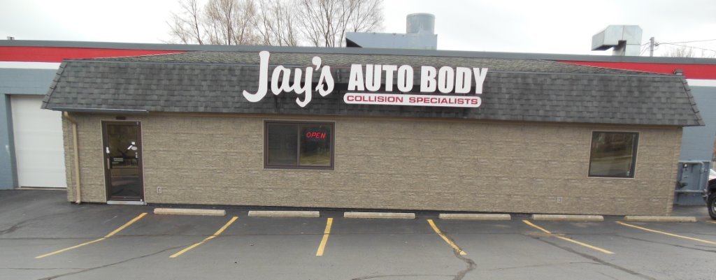 Jay's Auto Body Collision Specialists, Inc West Bend 262-338-6168