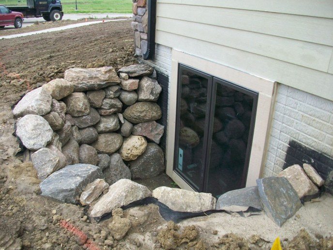 Solid Rock Landscaping LLC Window Wells | Portfolio | West Des Moines