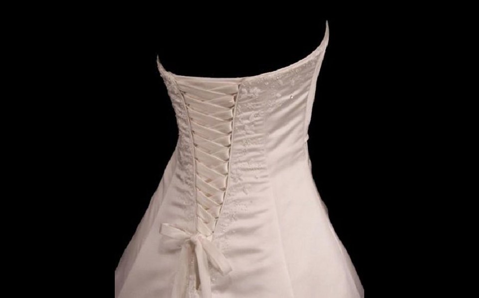 Lace Up Backs Are for Fashion Not Fit