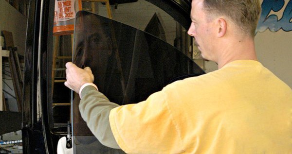 Midwest Auto Glass | Auto Repairs | Topeka, KS