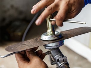 Foster's Sharpening Service | Knife Sharpening | Omaha, NE