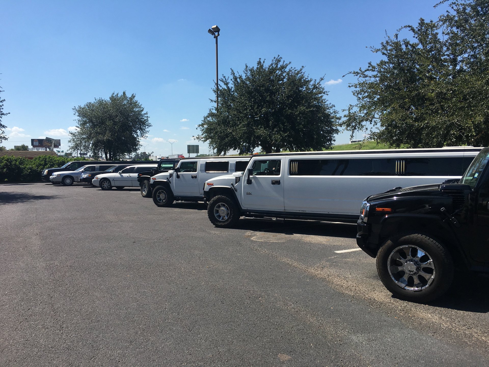 All Over the Valley Limousine | Limousine Rides | Pharr TX
