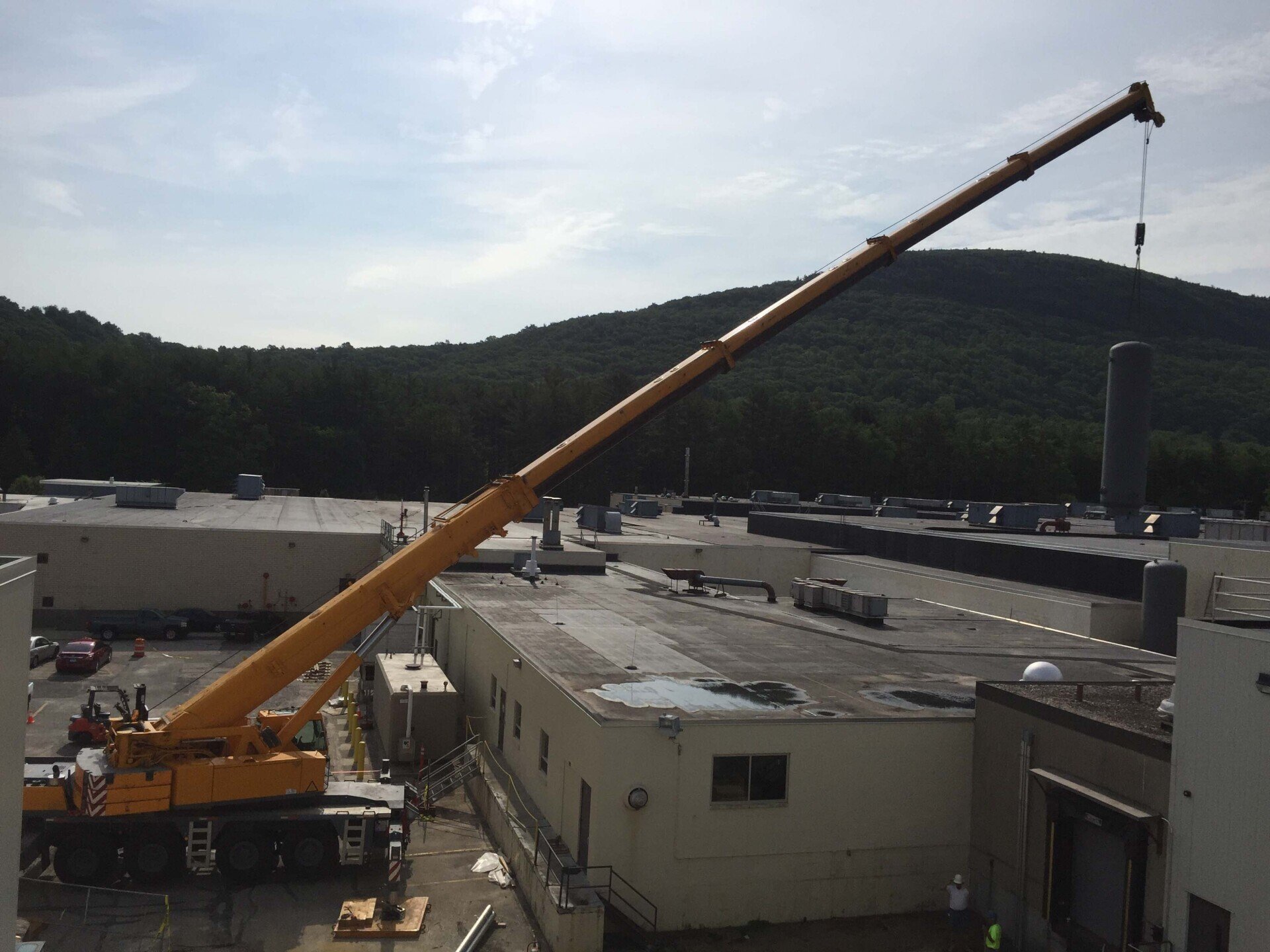 Summit Crane Co. Inc | Crane Rentals | Plainville, CT