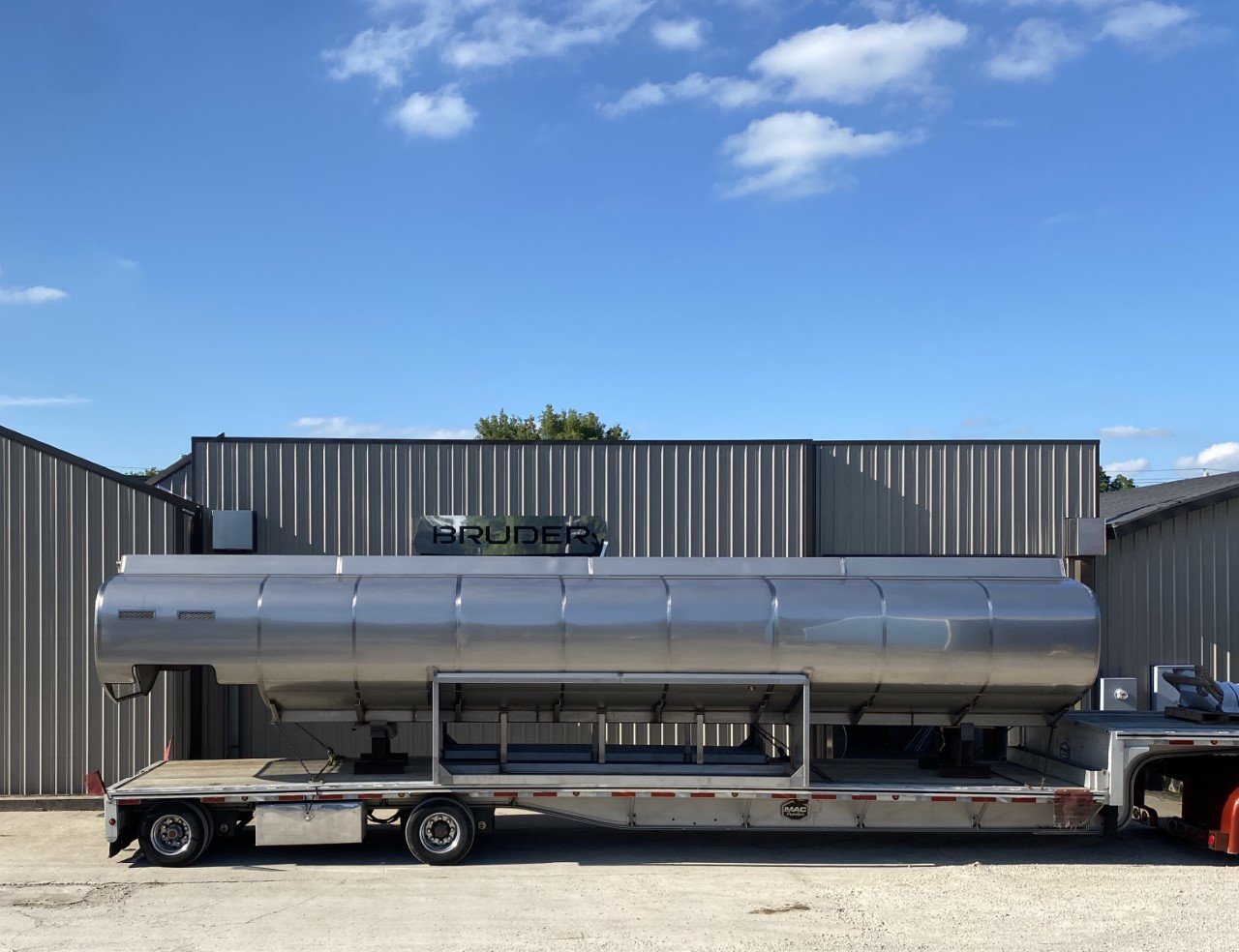Tank Trailers | Aviation Refueling Tanks | Sullivan, IL