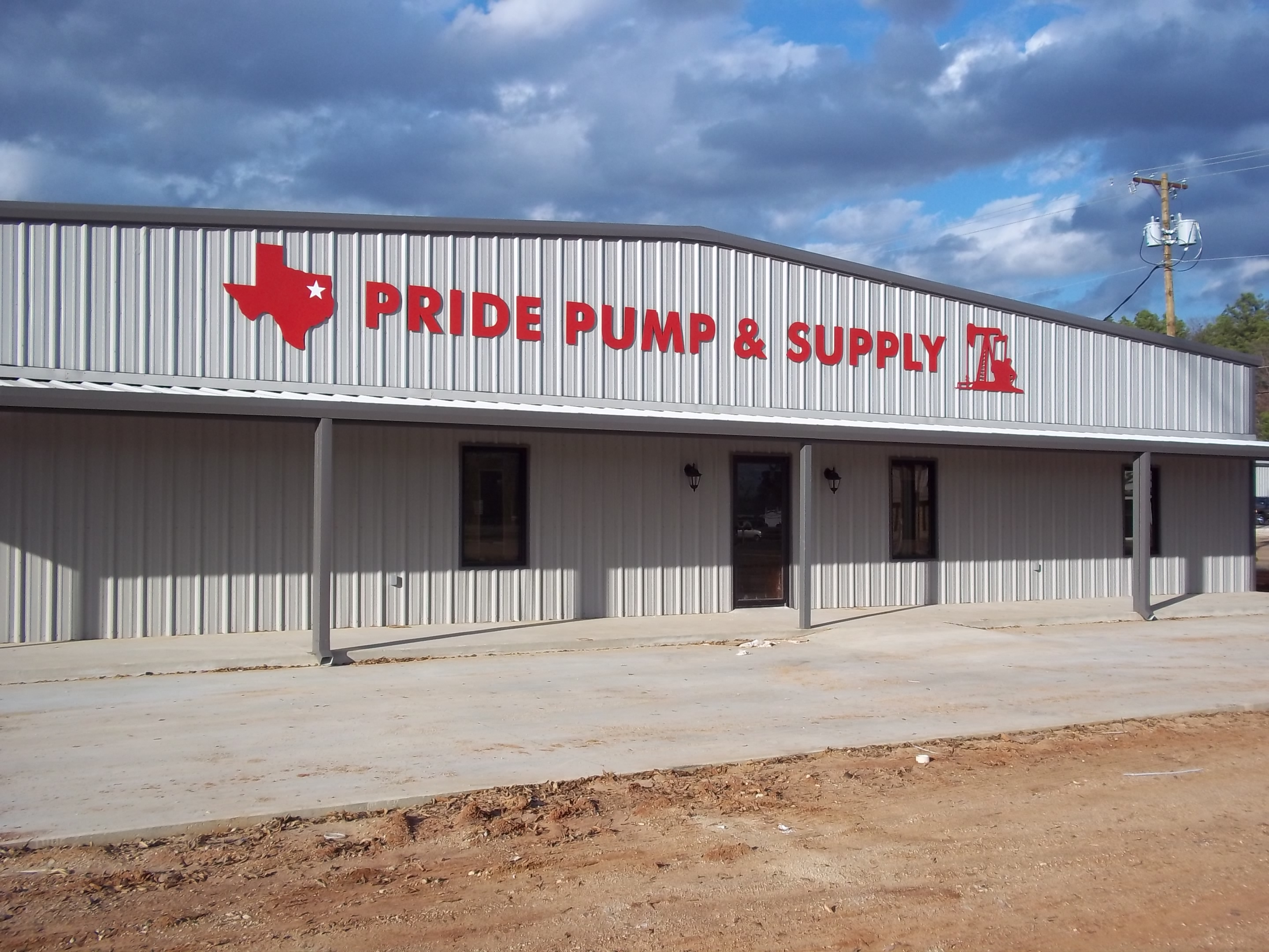 Rick Signs | Vehicle Graphics | Oilfield Signs | Custom Signs| Longview, TX