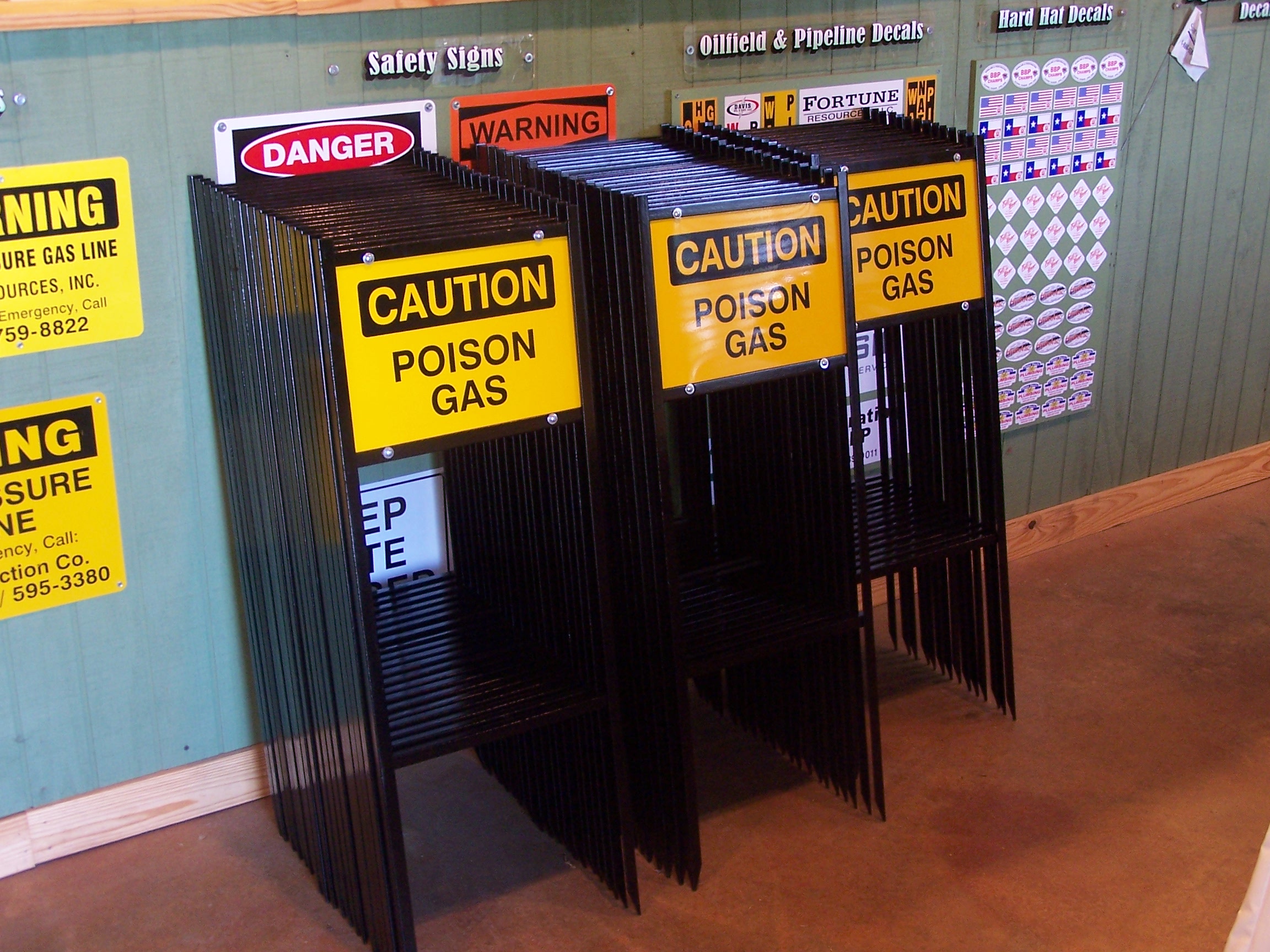 Rick Signs | Vehicle Graphics | Oilfield Signs | Custom Signs| Longview, TX