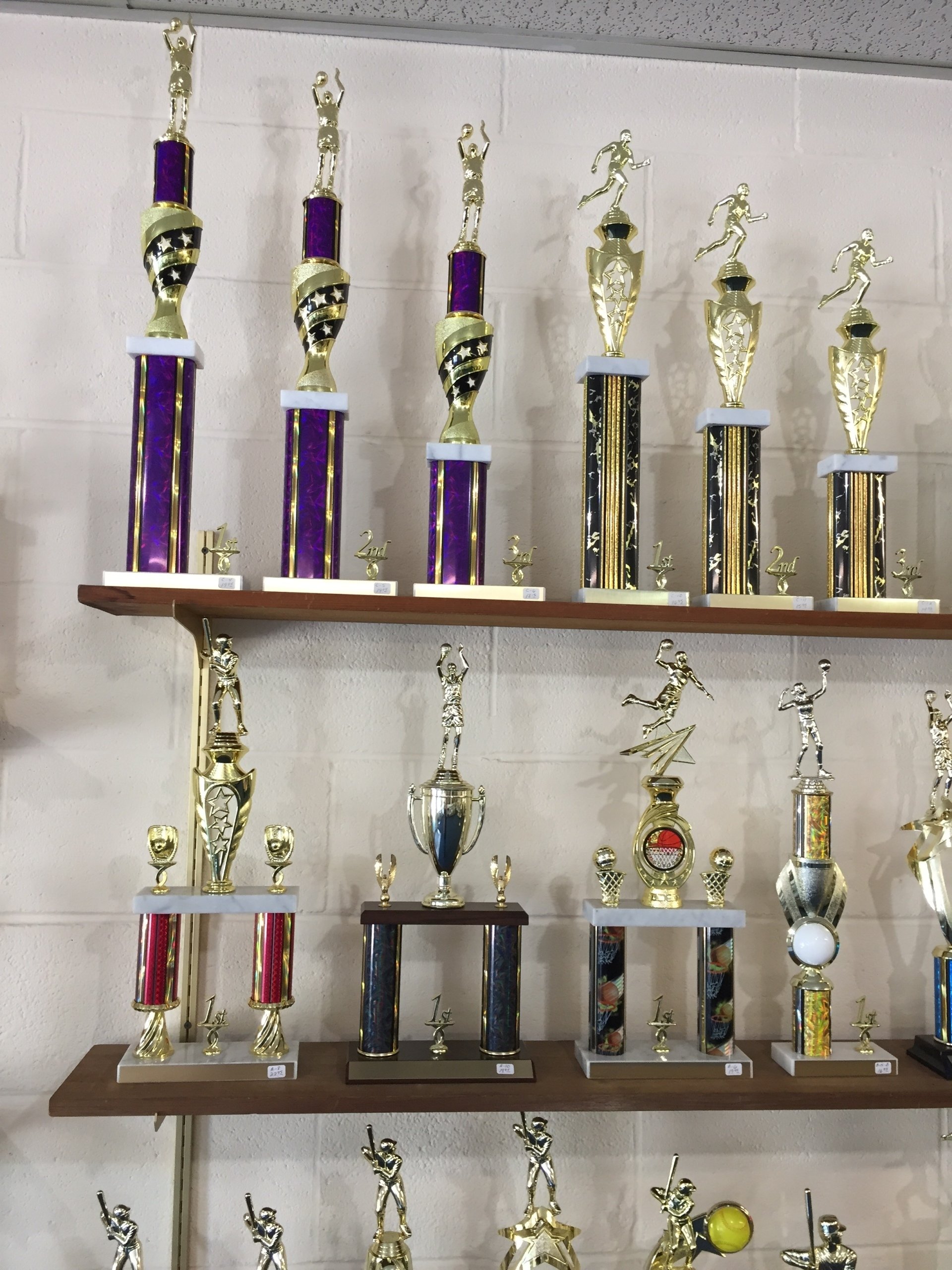 Trophy Engravings | Personalized Awards | Little Rock, AR
