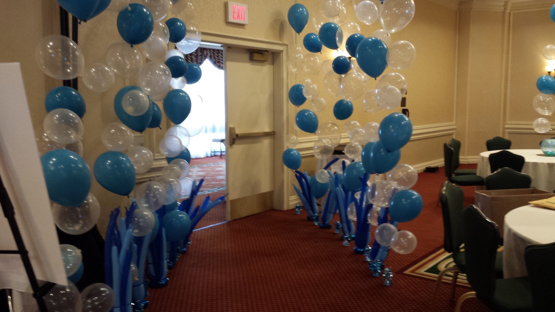 Balloons Around Town Gallery | Springfield, MA