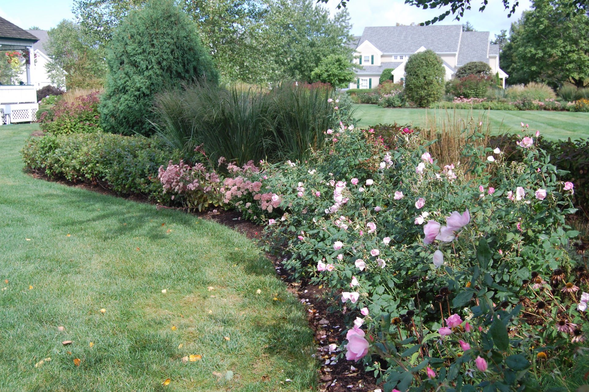 General Landscaping LLC | Mulch | Glastonbury, CT
