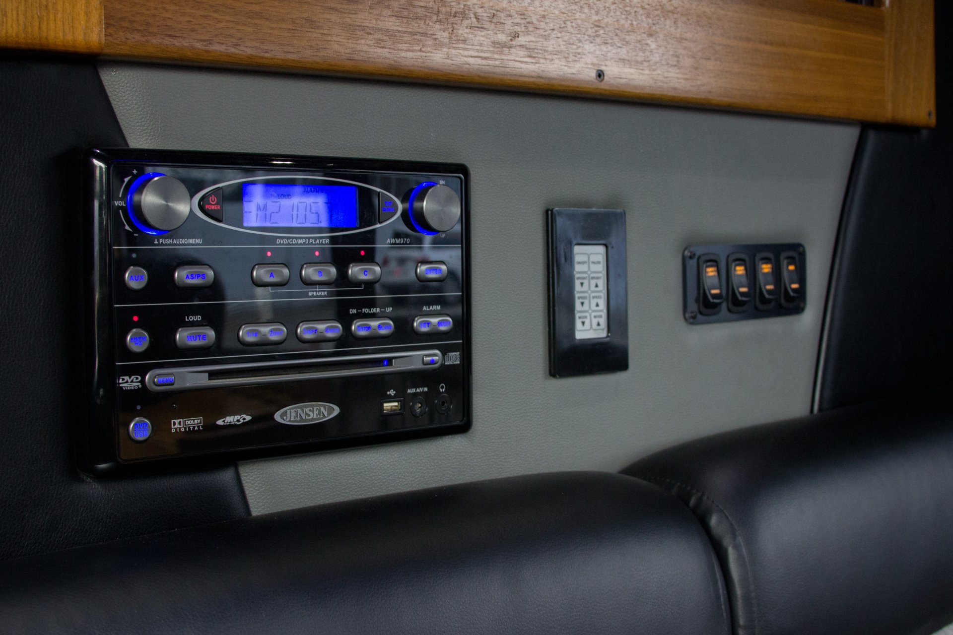 M & L Transit Systems Inc 14-Person Executive Limo Bus, New England