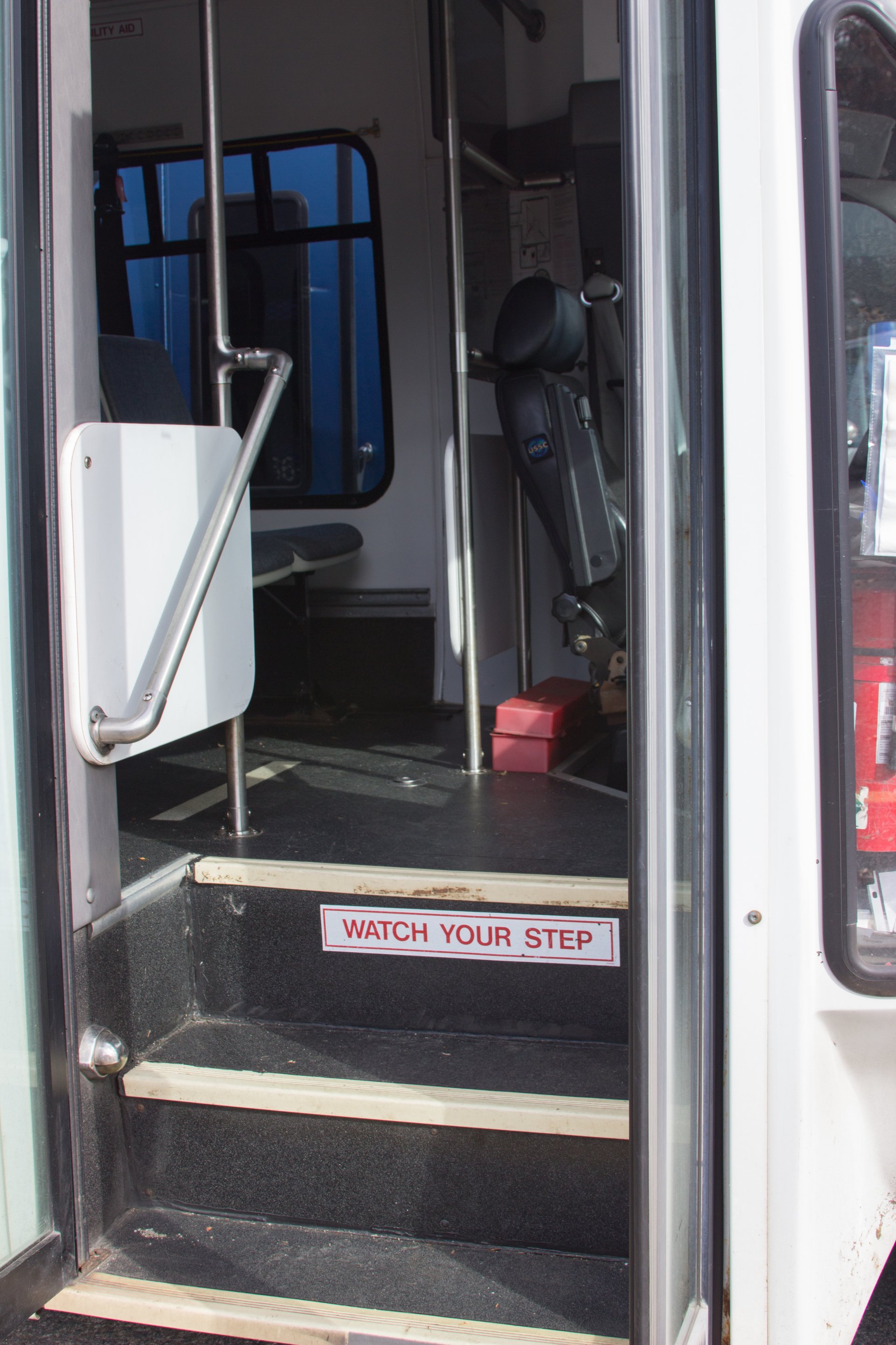 M & L Transit Systems Inc 23 PX Mini Coach, New England, MA, NH, CT, RI