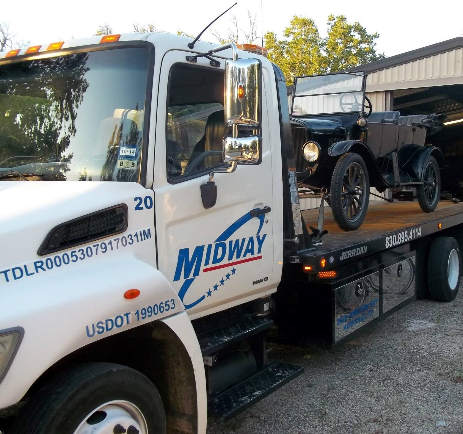 Midway Wrecker Service Photo Gallery | Kerrville, TX