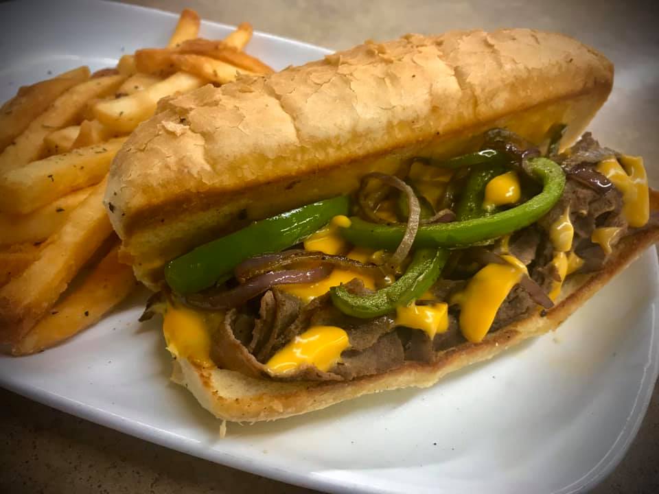 Bar & Grill | Royal Pub and Grill | Freeport, IL