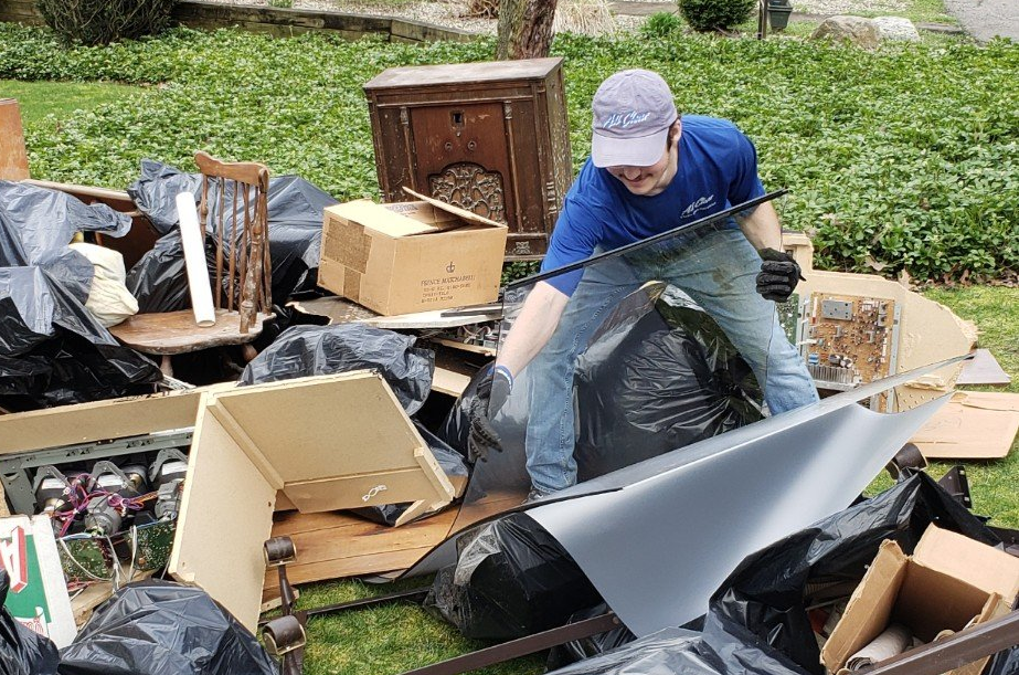 Junk Removal, Clean Out Services Chicago | NW Indiana