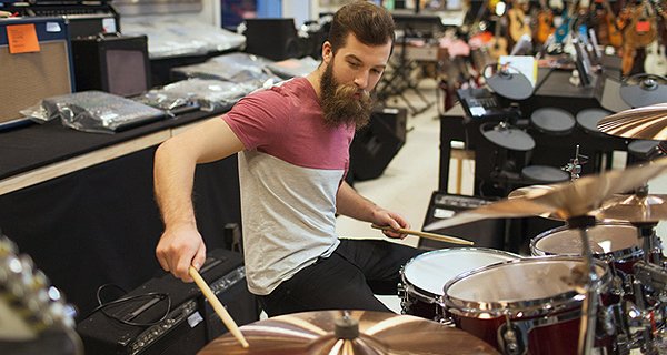 Lincoln Music House | Music Store | Milwaukee, WI