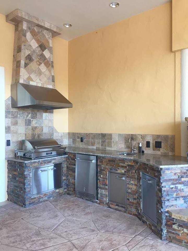 L-Shaped Outdoor Kitchens & Ideas | HL Posey Builders