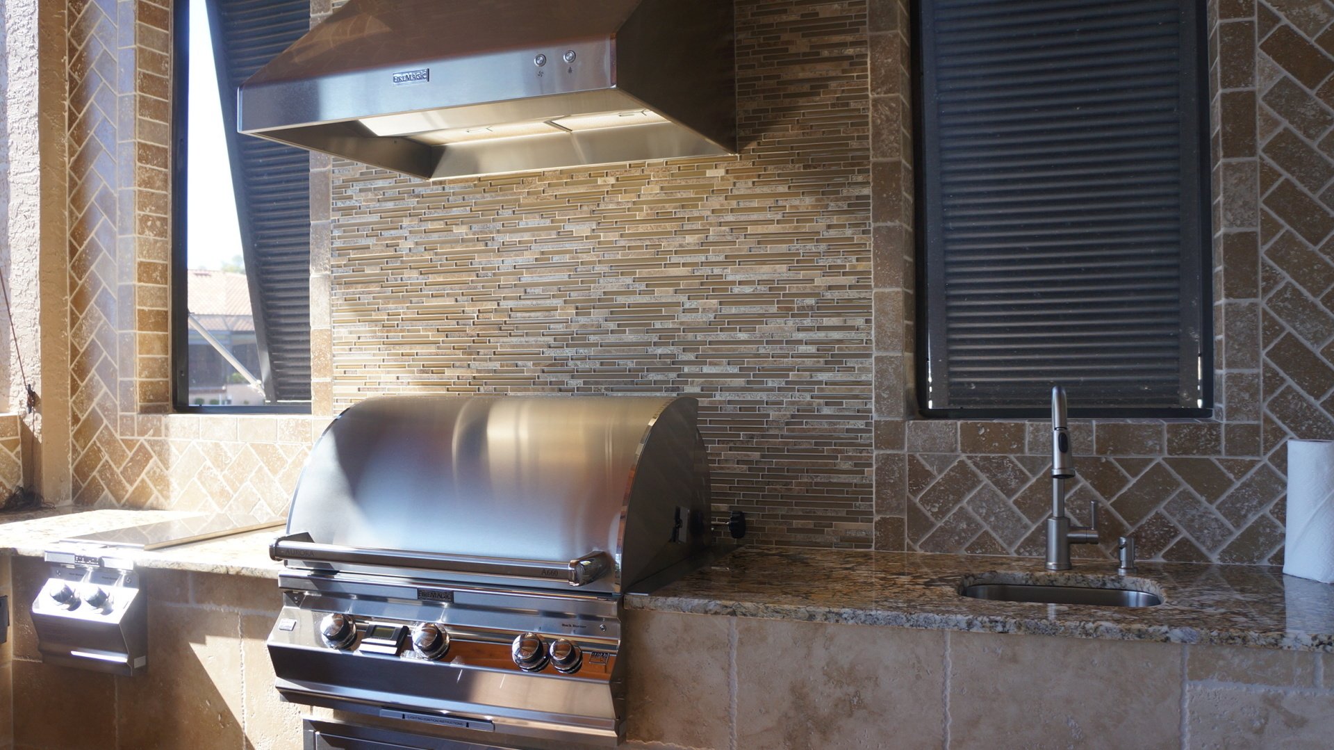 Straight Run Outdoor Kitchens & Ideas | HL Posey Builders