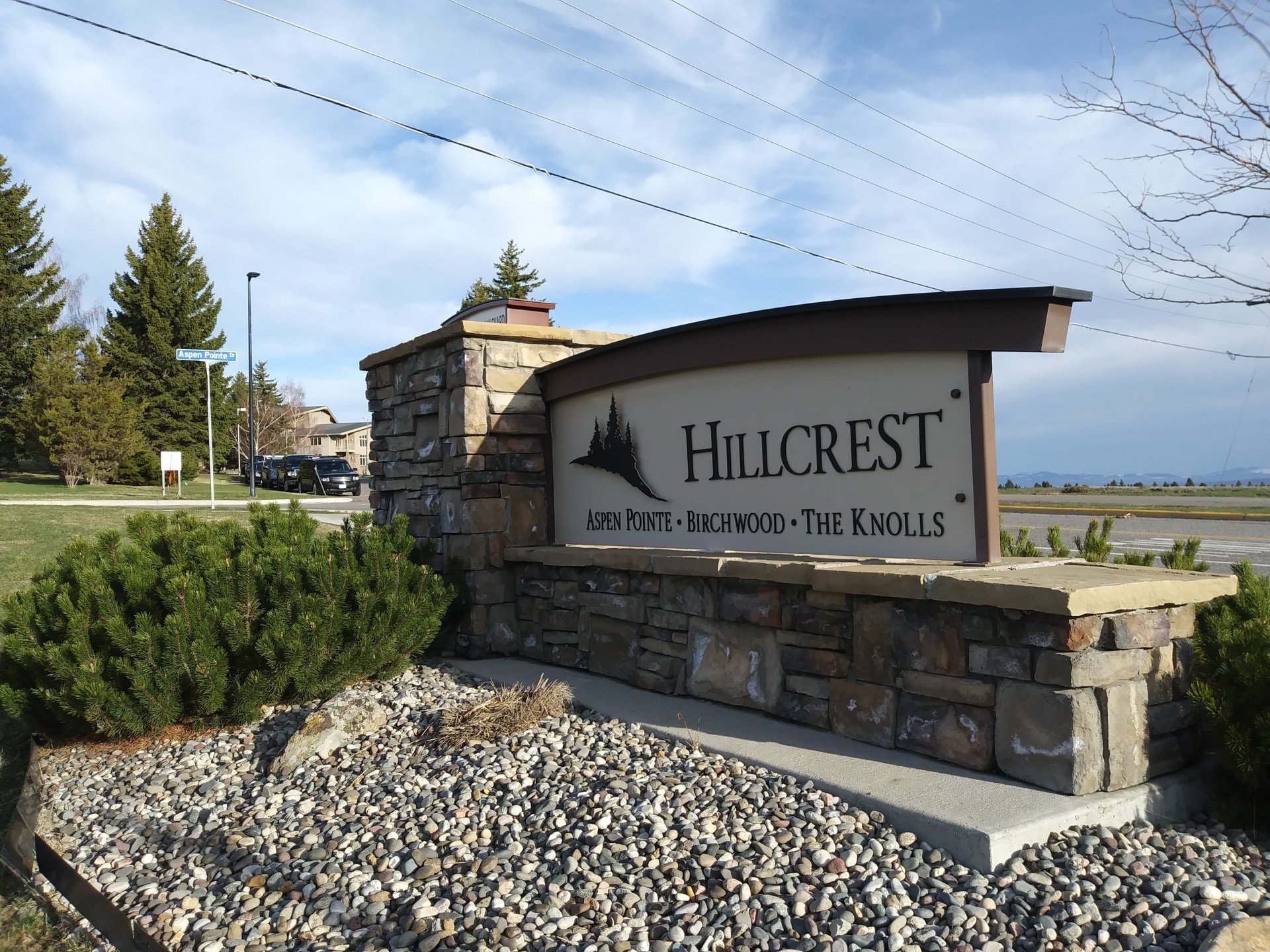 Monuments | Multi-Tenant Shopping Center | Great Falls, MT