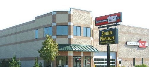 Smith Nielsen Automotive Service Brooklyn Park | 763-424-9544