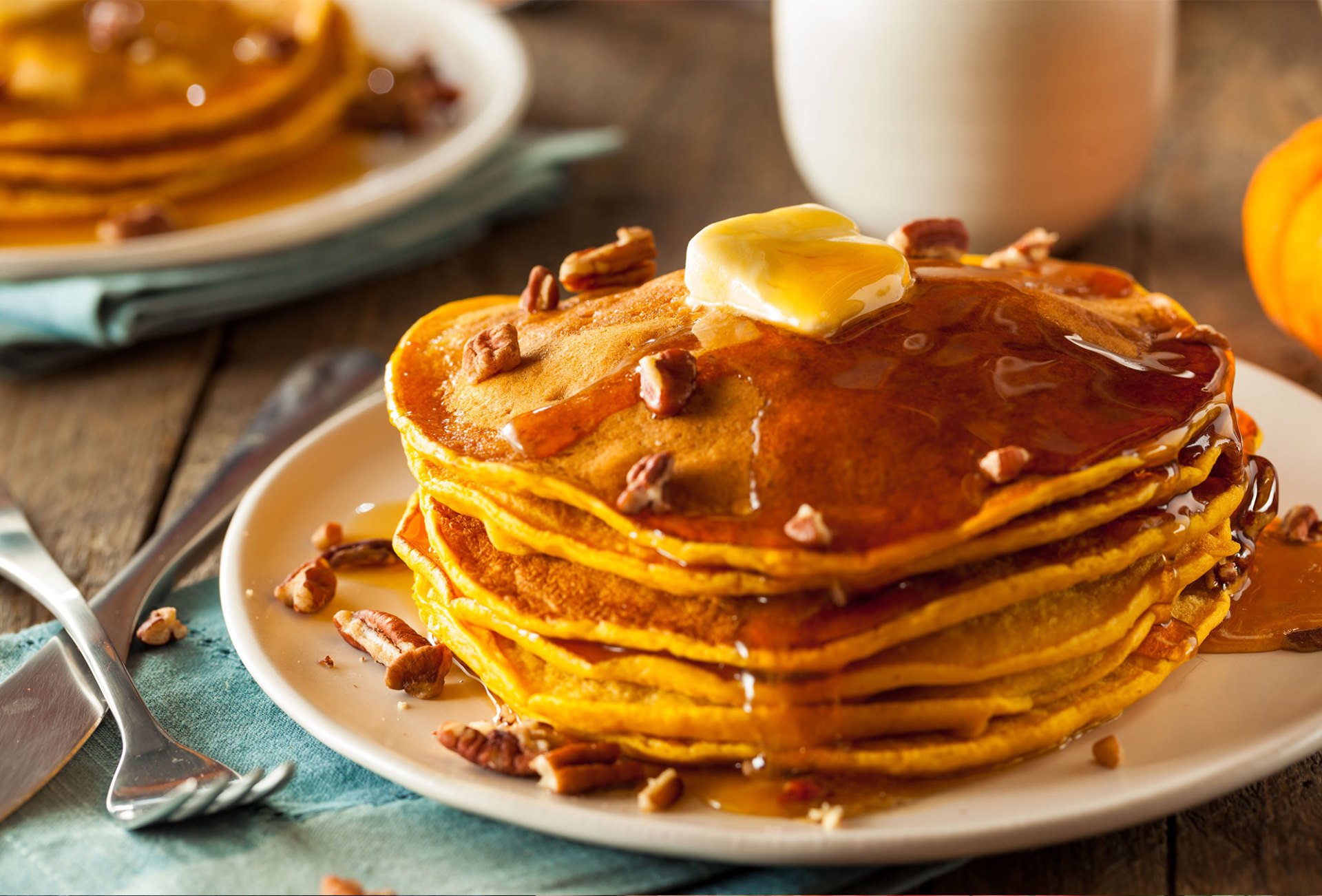 Herby's Bar Grill & Cafe | Restaurant | Carlos, MN