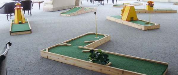 Mini Golf Course Setup | Golf Course | Rochester, NY